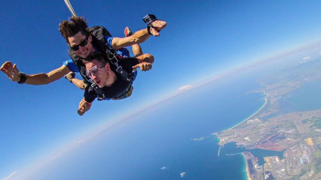 Best Job Ever: Lucky Guy Getting Paid $93,000 to Have as Much Fun as ...