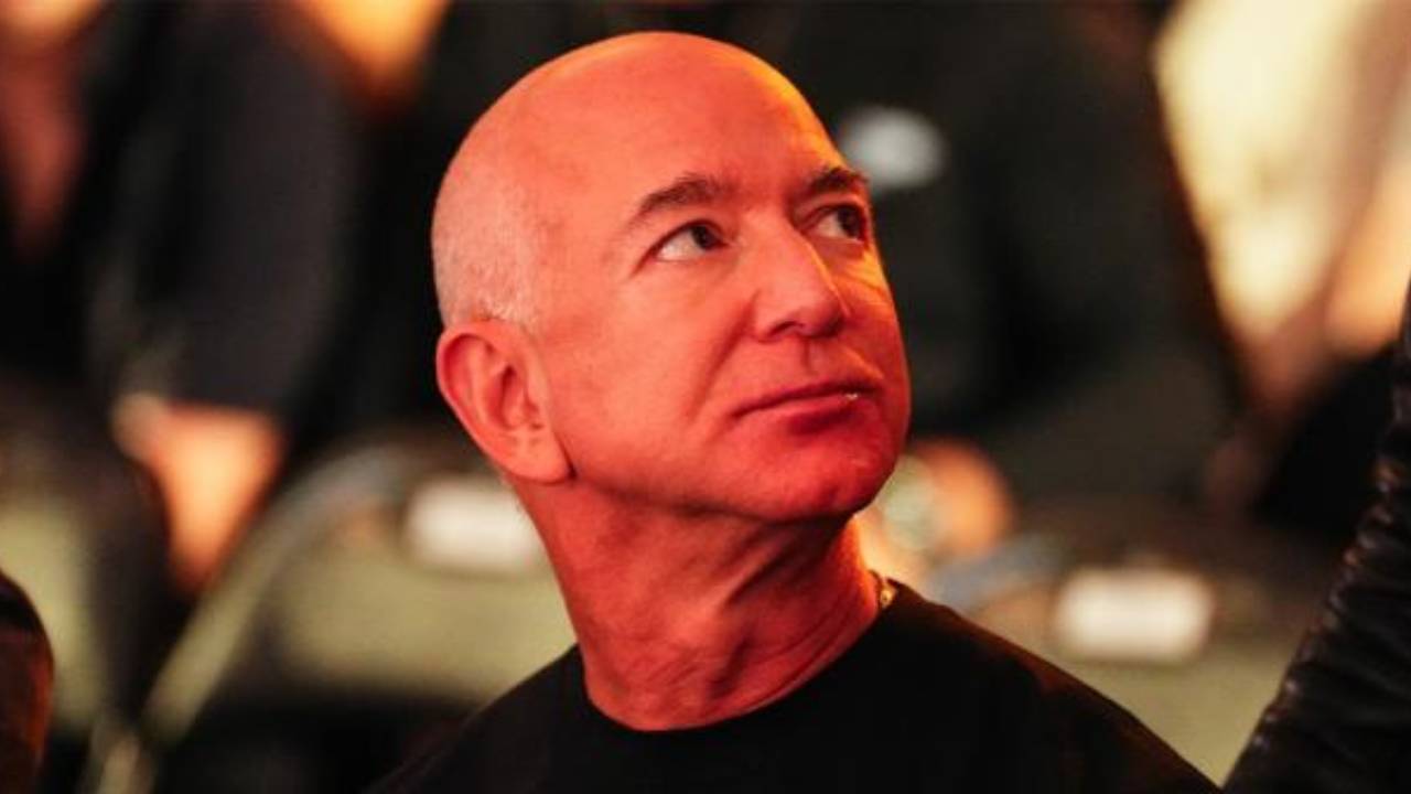 Jeff Bezos Reportedly Has Secretive “Personal Reasons” for Wanting to ...