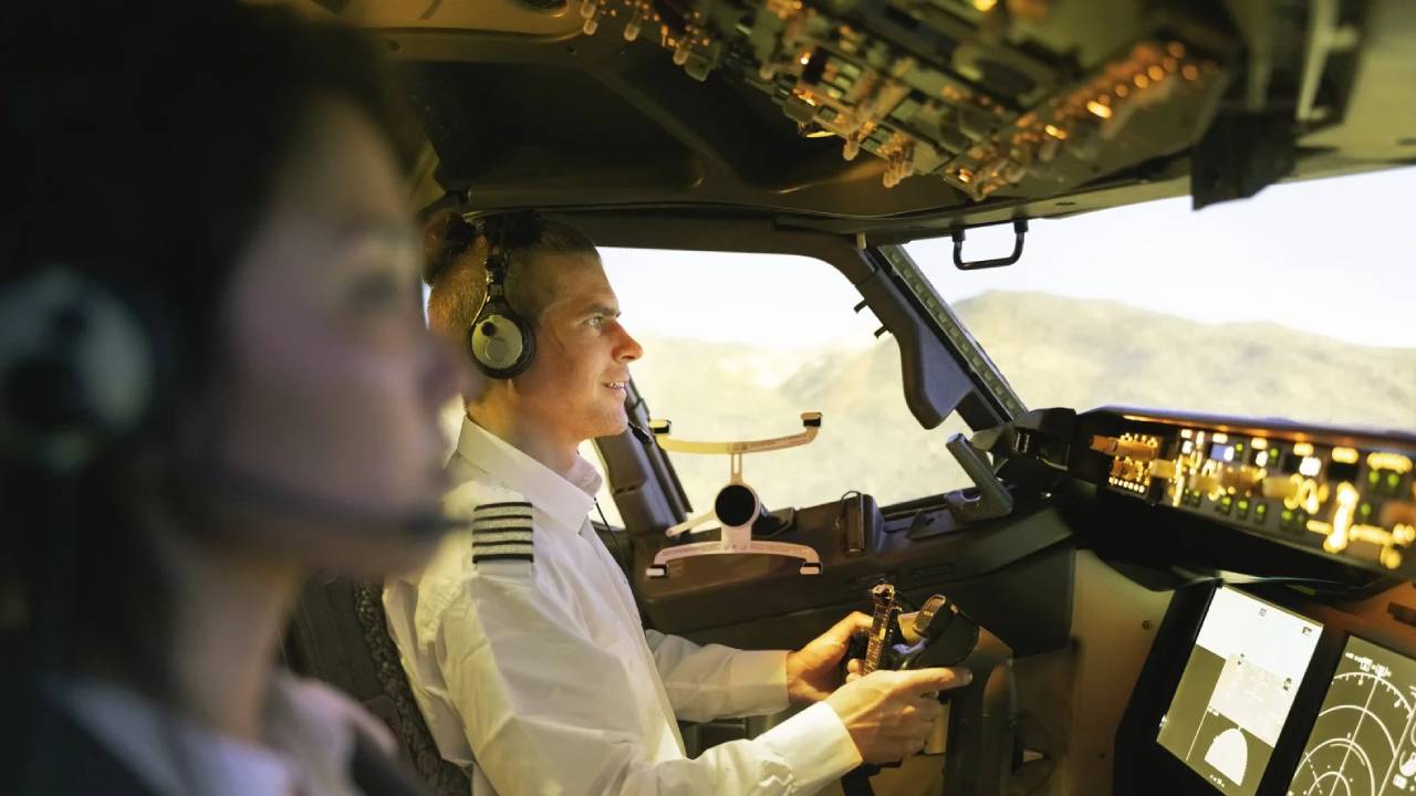 Why are pilots not allowed to have beards? | The Ugly Minute